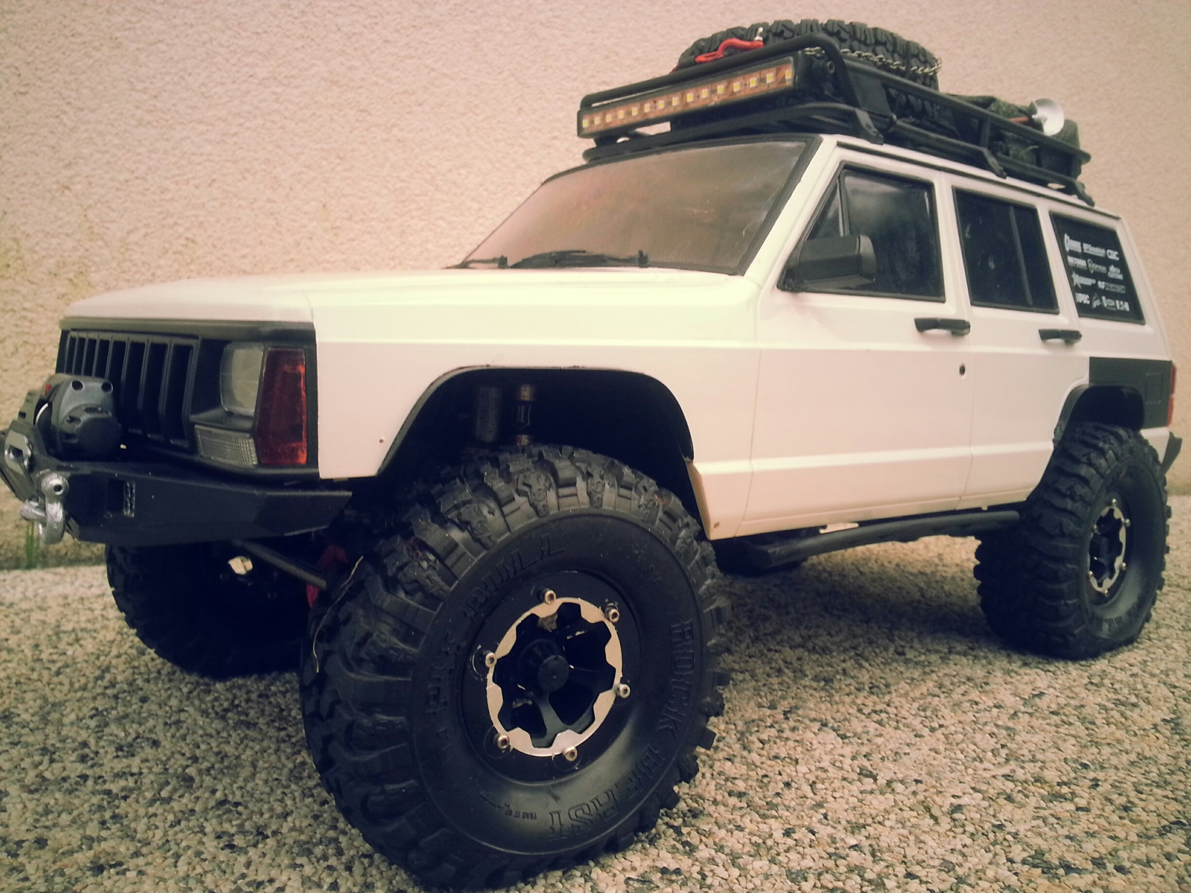 Cherokee XJ Hard Body - SCX10 II | Rccrawler France Forum