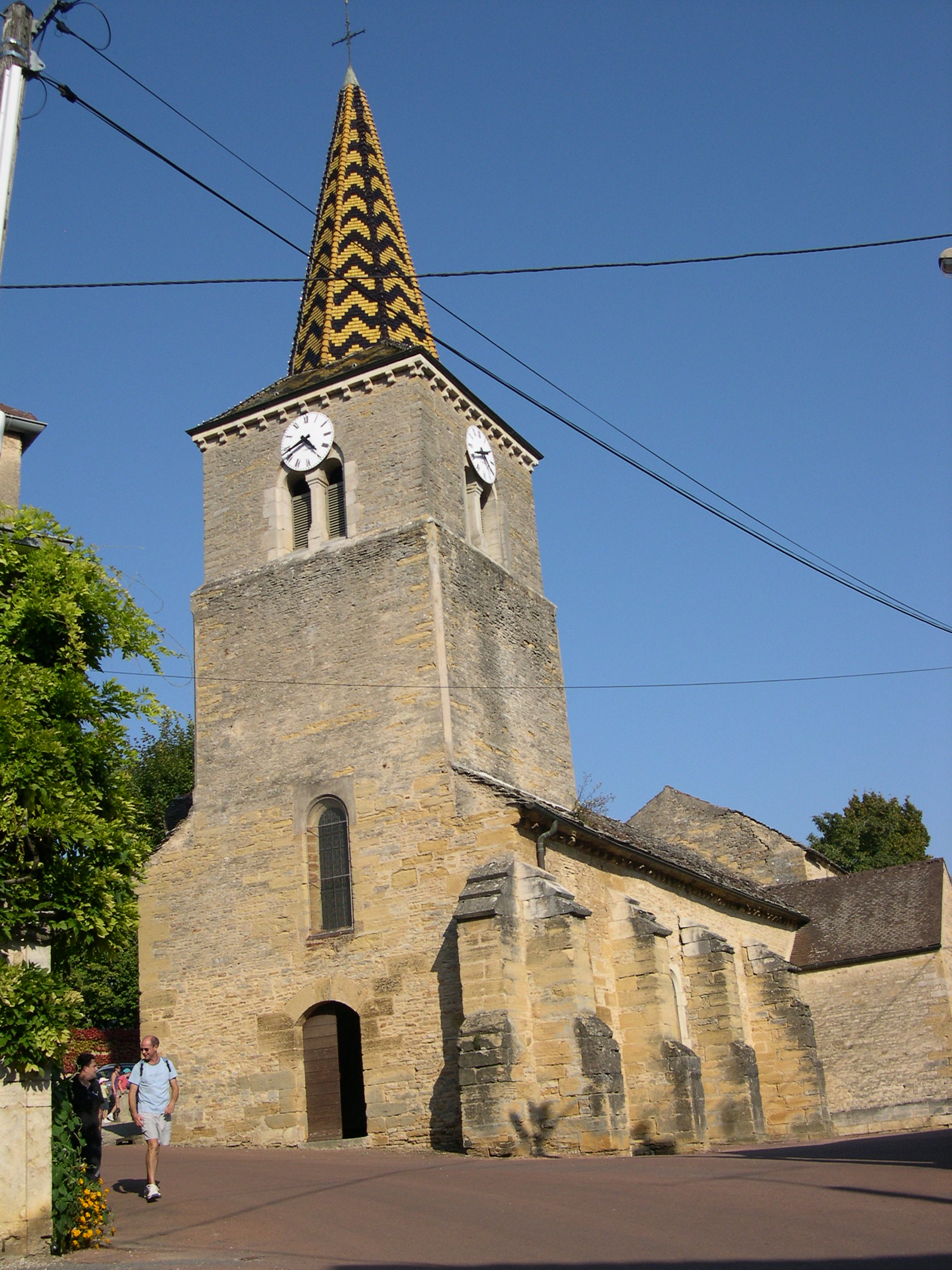 Tour de la butte Corton
