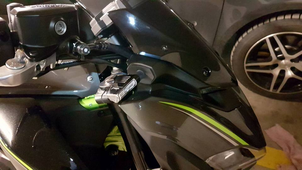 Léonore - Z900 pearl mystic gray (modified) - Forum Z900.fr ...