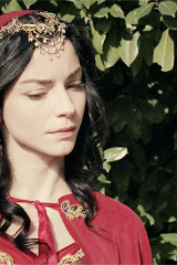 No one who wears a crown is ever safe (Taena)