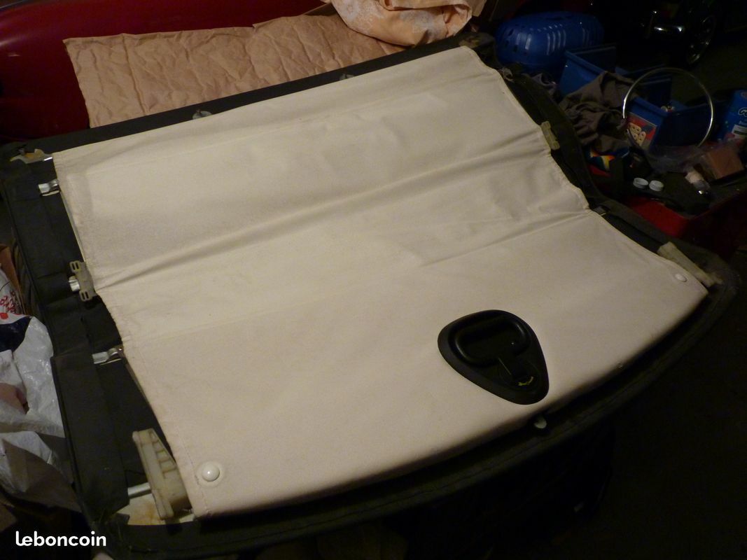 Sunroof soft top : TR7 & TR8 Forum : The Triumph Experience