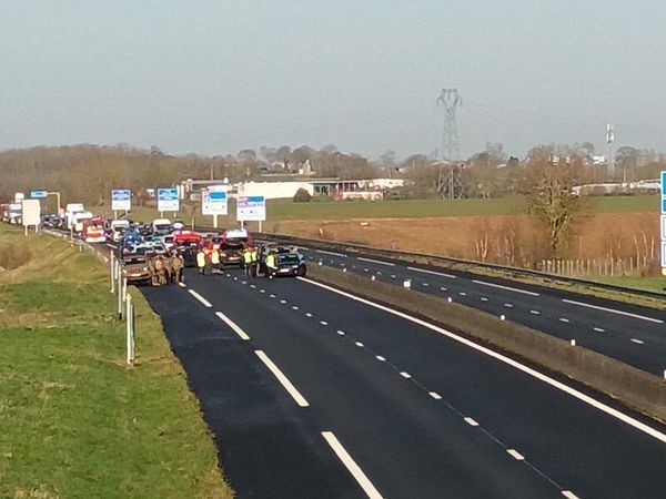 Carnets de notes : Accident A26 à 10h30 ce matin au niveau d 'Urvillers