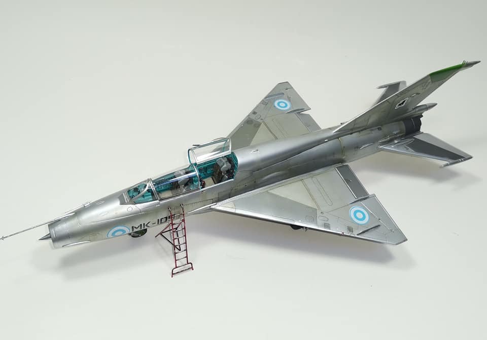 MIG 21 UM trumpeter 1/32 - Ready for Inspection - Large Scale Planes