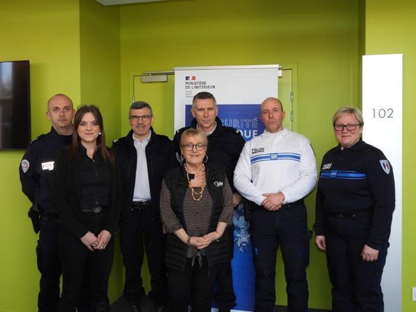 Carnets de notes : SOISSONS : A L’ÉCOUTE DE VOS PROBLÈMES Les habitants ...