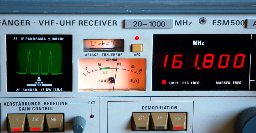 Récepteur scanner R&S ESM-500A - TetraHub