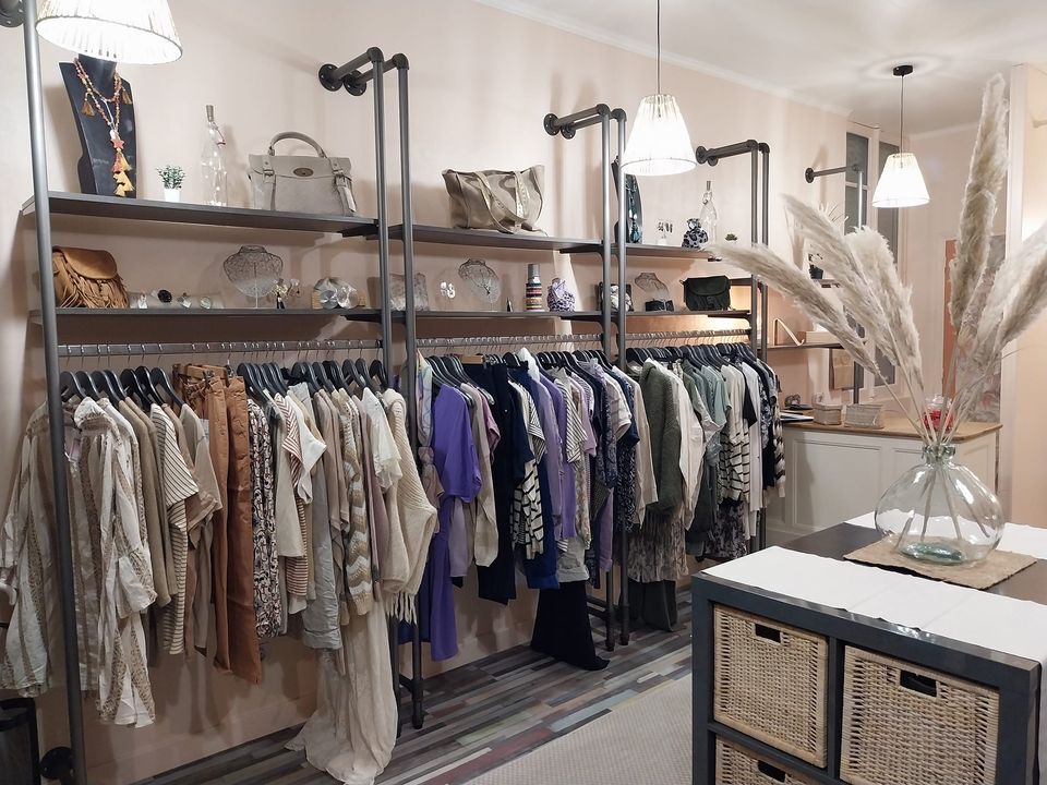 Carnets de notes : Côté-dressing La réouverture ce jeudi 10 août De ...