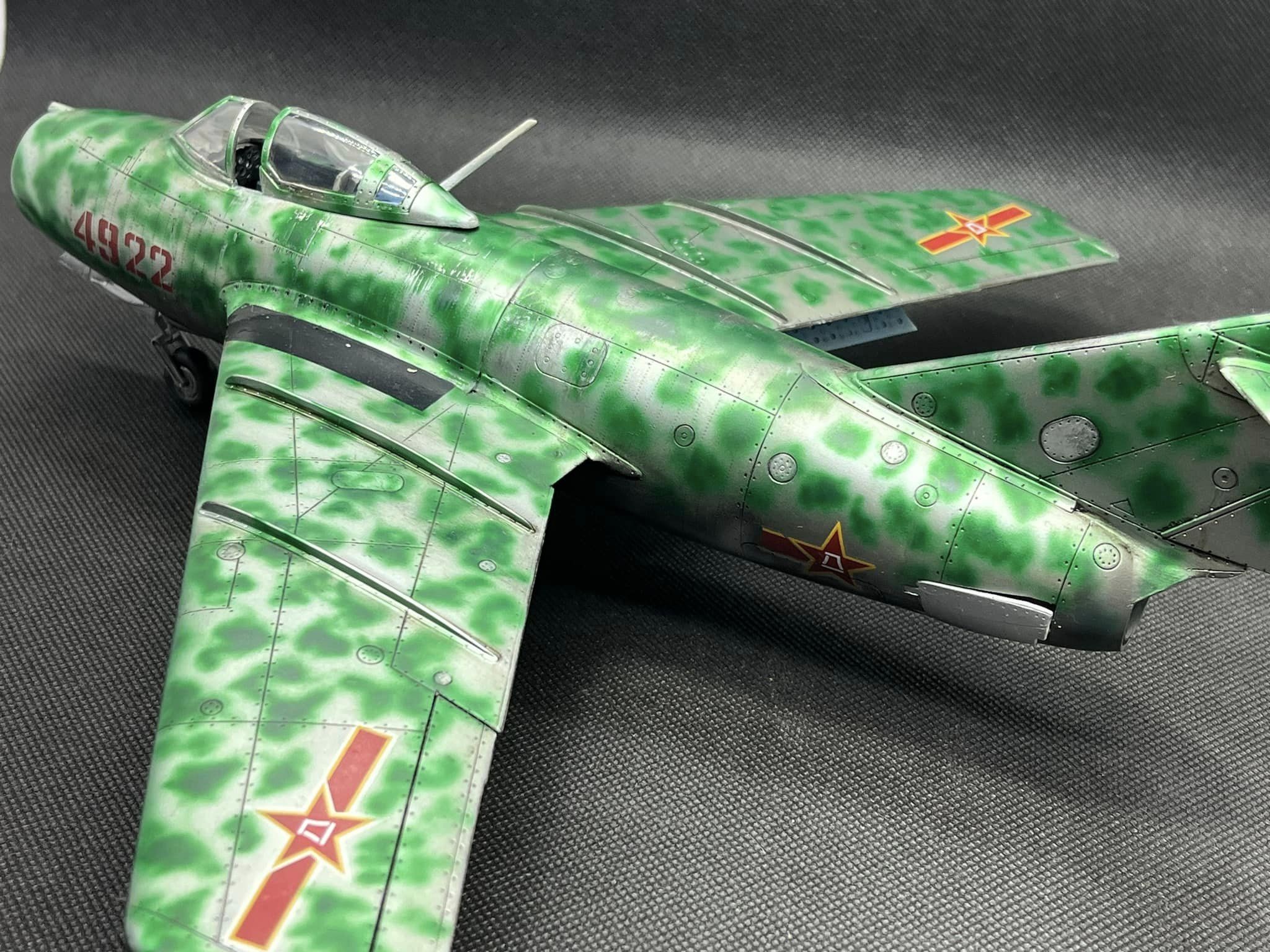 MIG 15 trumpeter 1/32 - Ready for Inspection - Large Scale Planes