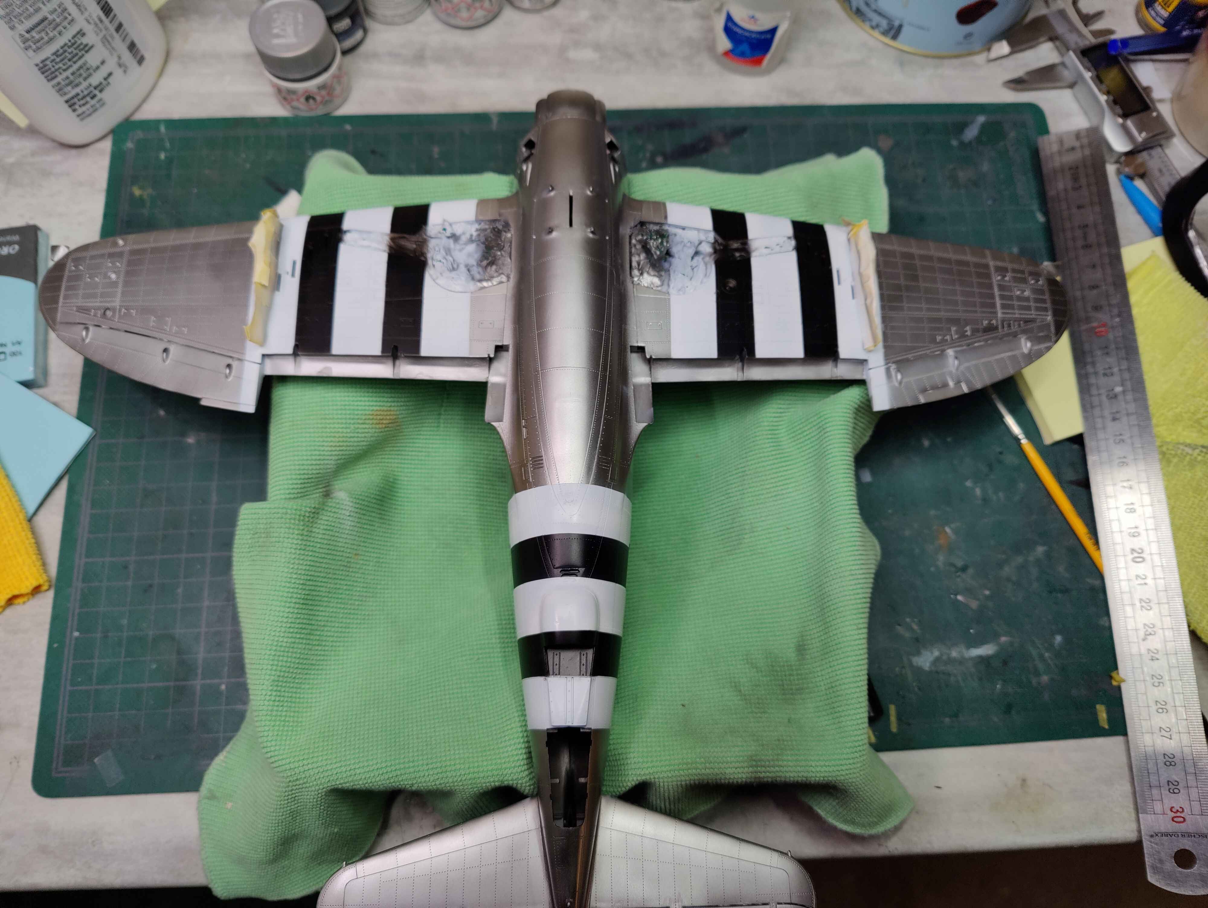 P-47D Thunderbolt Razorback - TRUMPETER - 1/32 - “Lonesome Polecat IV ...
