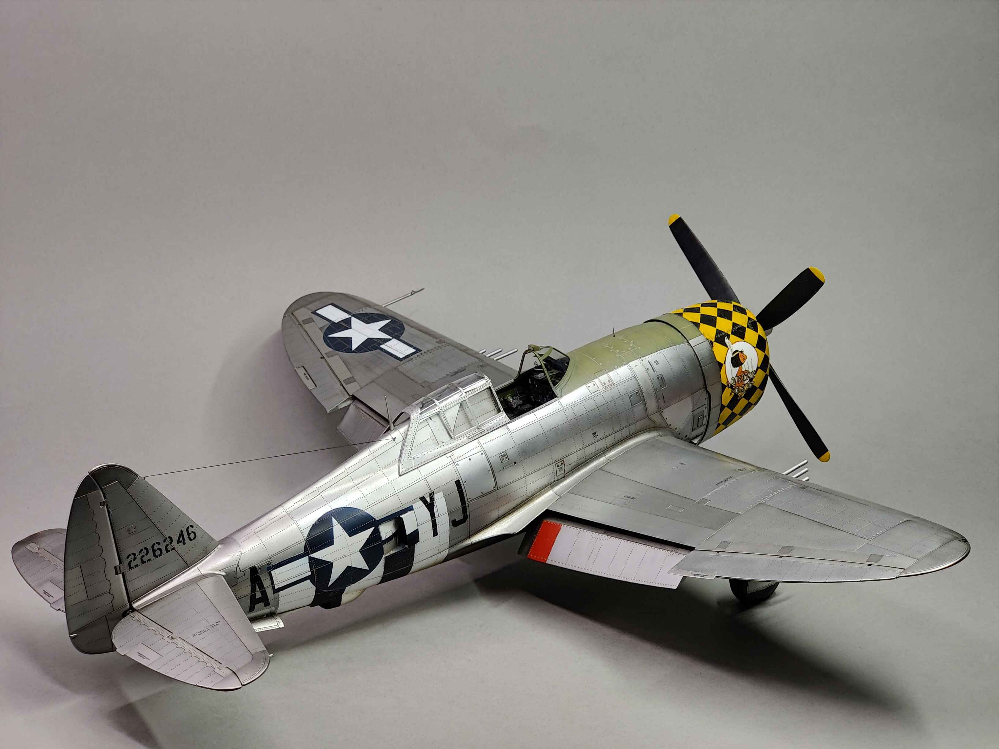 P-47D Thunderbolt Razorback - TRUMPETER - 1/32 - “Lonesome Polecat IV ...