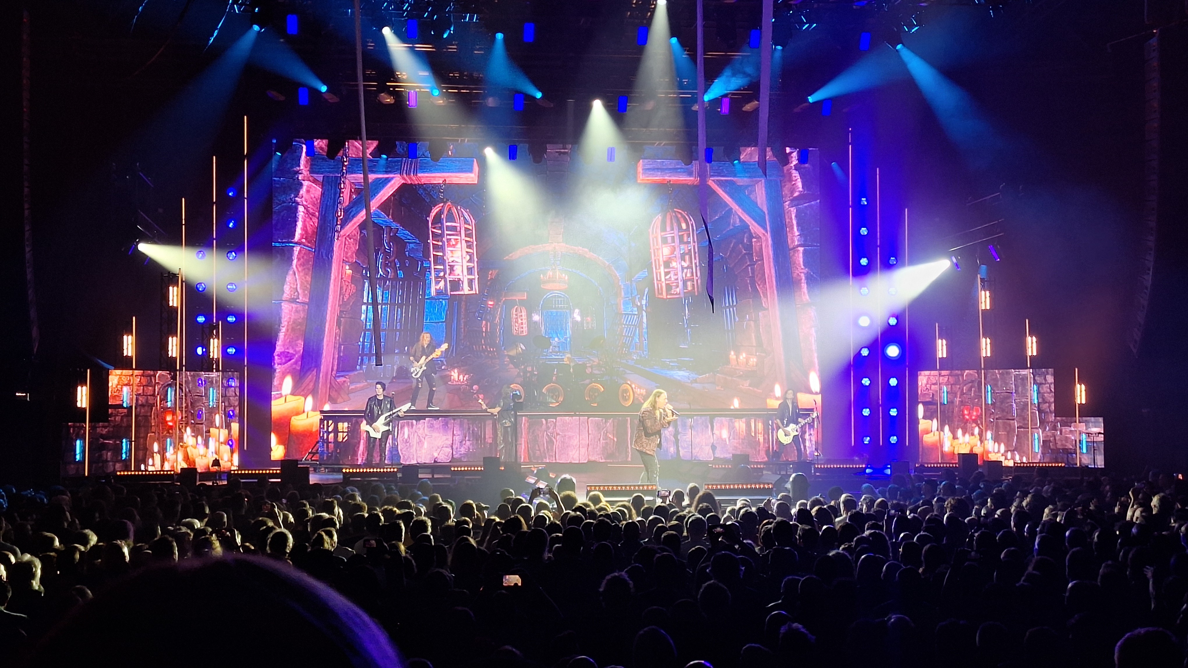 HELLOWEEN - 40 YEARS ANNIVERSARY TOUR - ZENITH - PARIS -22 OCTOBRE 2025 ...