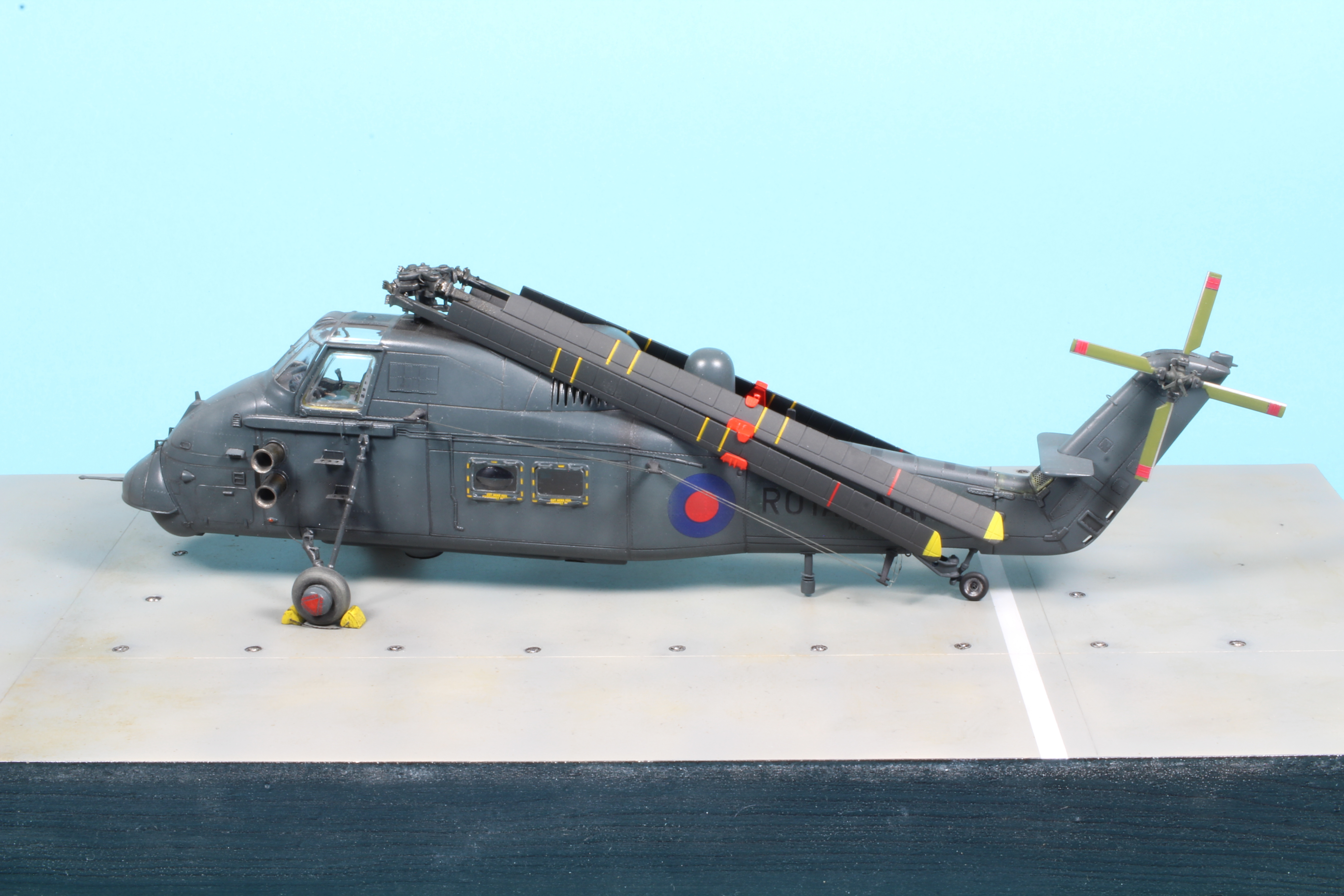 Westland Wessex HAS 3 - Revell 1/72 - XP142 - Ready for Inspection ...